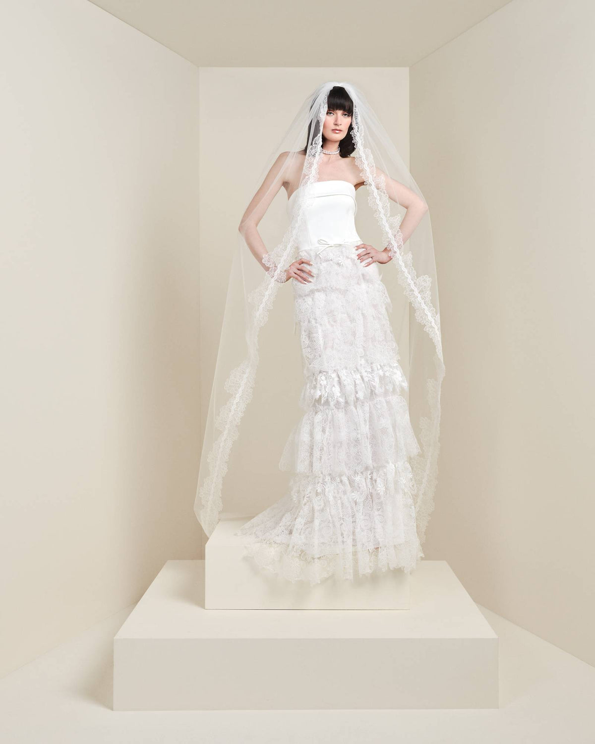 MARIAGE LOOKBOOK SS25 – Viktor&Rolf