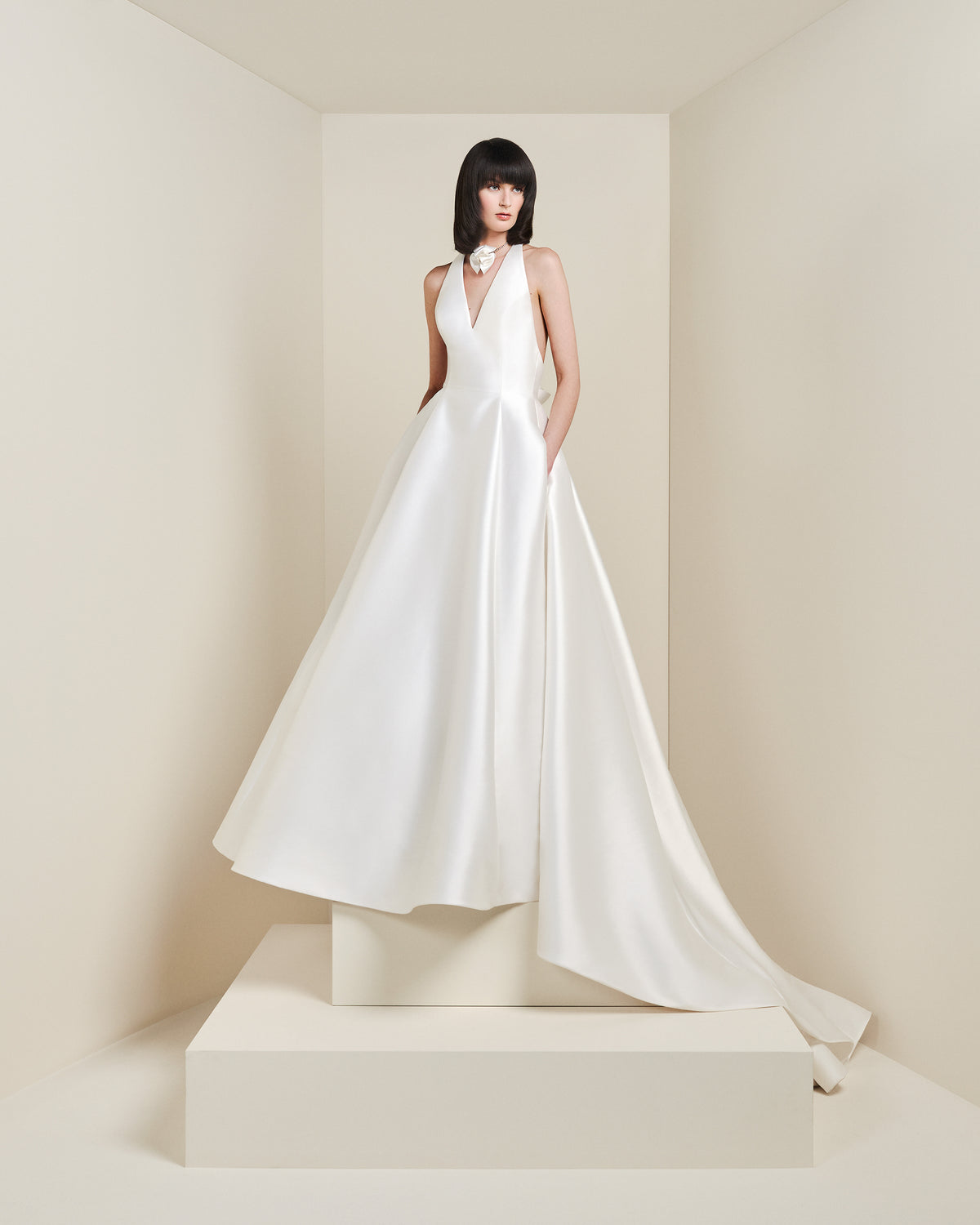 MARIAGE LOOKBOOK SS25 – Viktor&Rolf