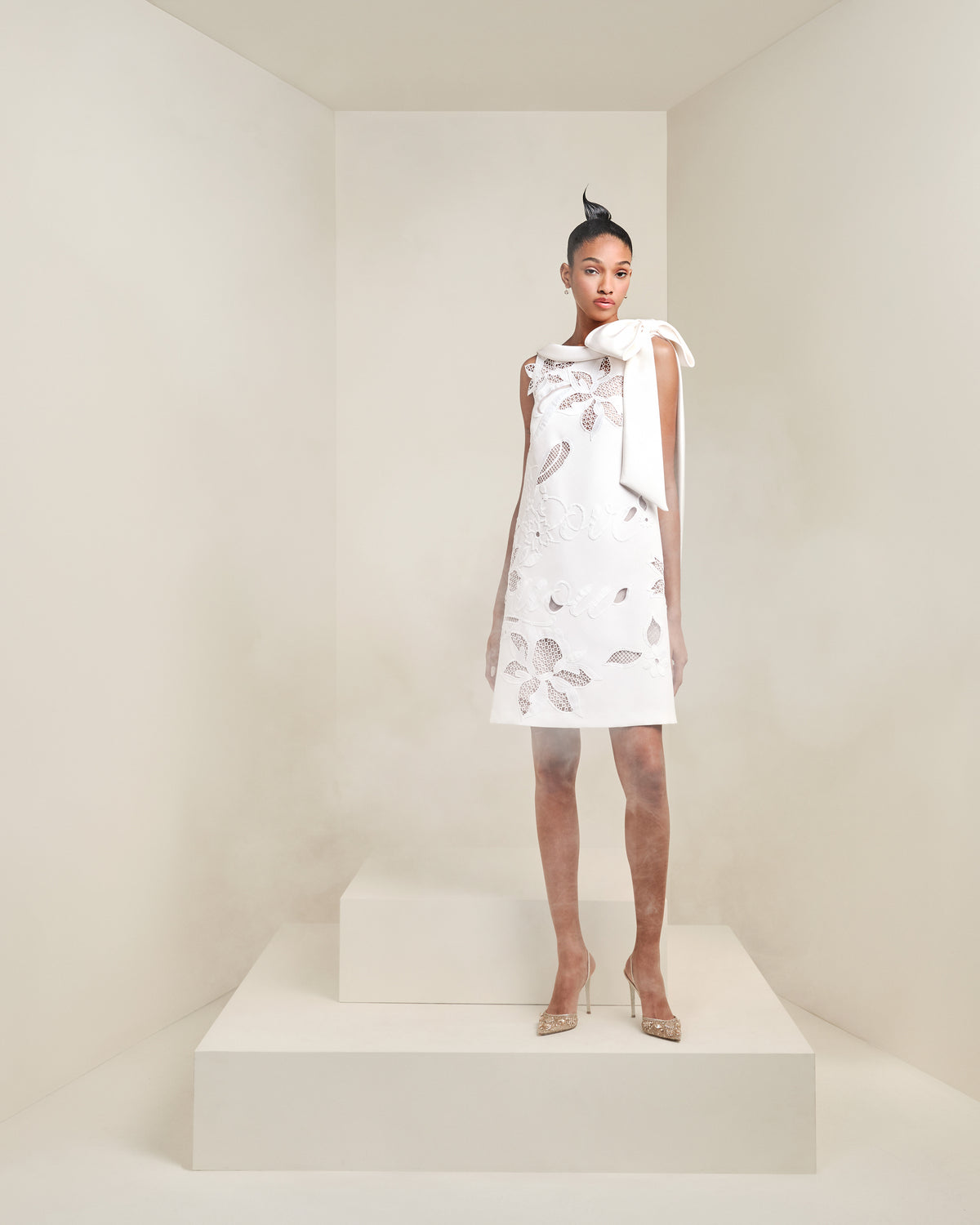 MARIAGE LOOKBOOK SS25 – Viktor&Rolf